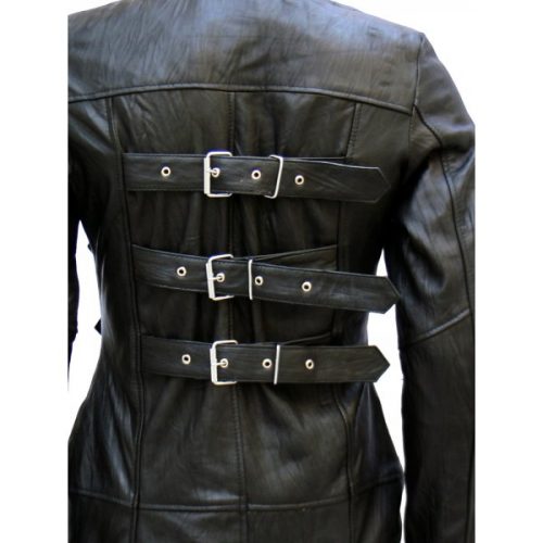 Choosing the Best Warm Leather Jacket for Women For Extreme Cold | Fit Coat